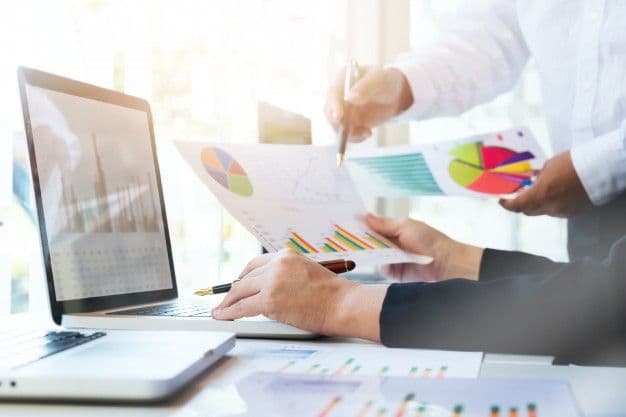Financial Services Marketing: Best Practices Guide For 2023